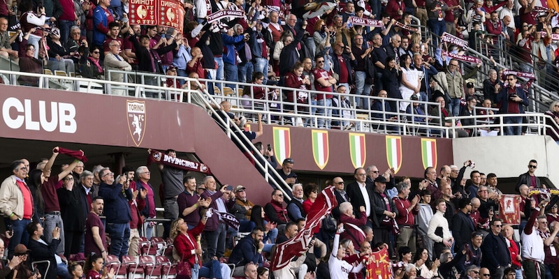 Bianconero vietato, anzi no: botta e risposta Torino-Juve-Questura a ...