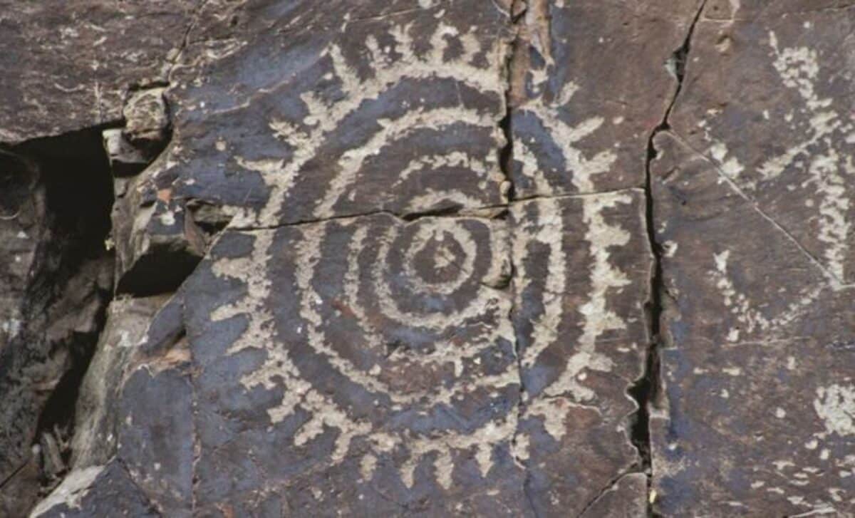 Workers building a railway in northern Mexico uncovered a hidden 1,200 ...