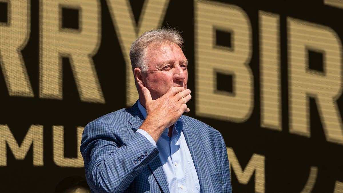 "It makes guys soft" - When Larry Bird took a shot at NBA stars ...