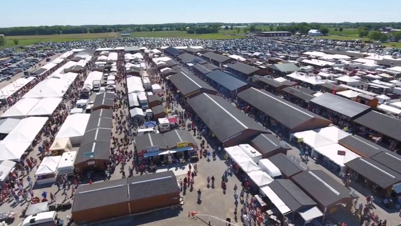 The massive 40-acre Indiana flea market that’s literally the size of 30 ...