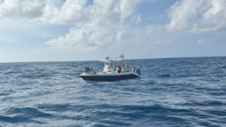 7 rescued after boat breaks down 22 miles off New Smyrna Beach coast