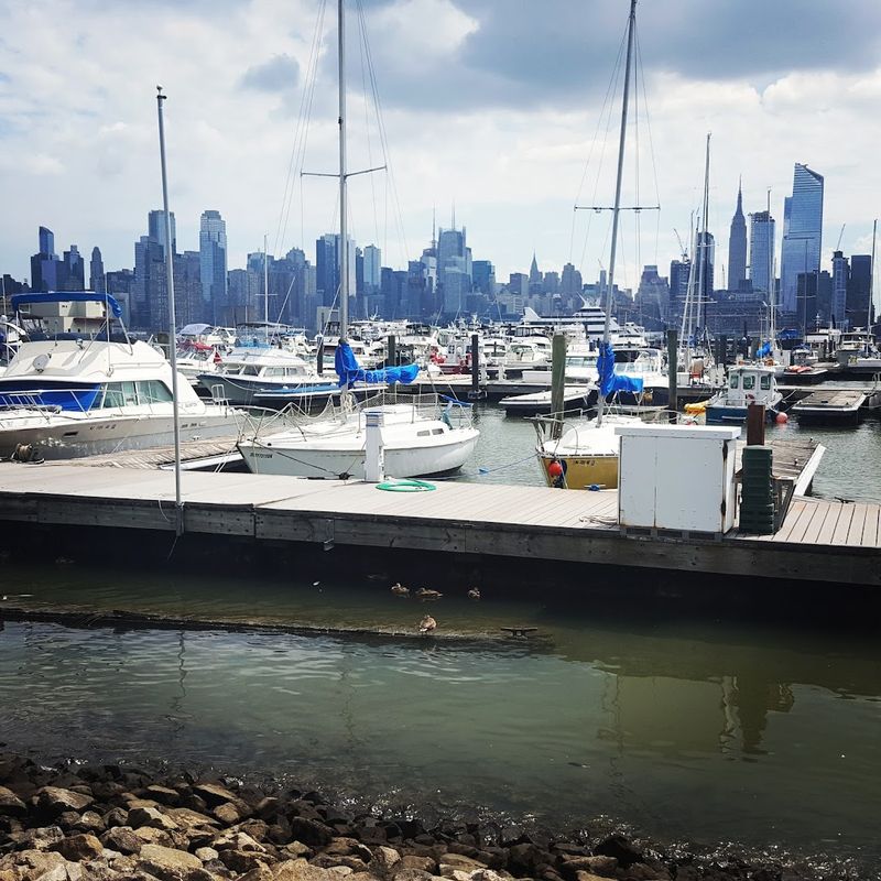 This New Jersey sunset cruise gives you a 360 degree view of the NYC ...