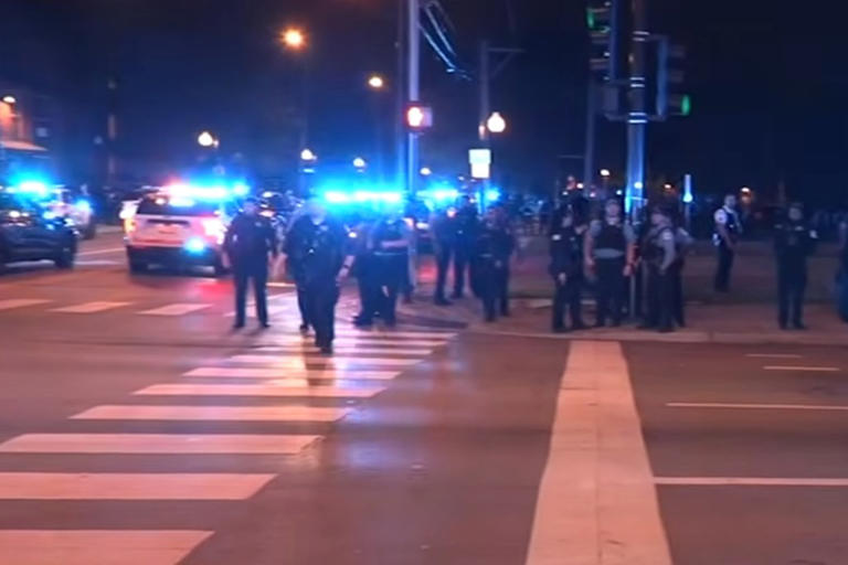 5 officers struck by car after ‘teen takeover’ hits Chicago’s West Side ...
