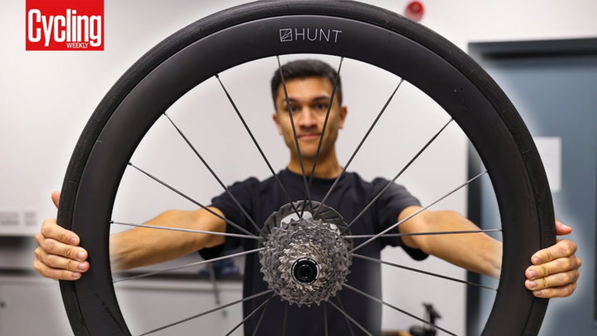 Tips on how to set up carbon road bike wheels