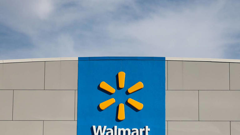 Walmart has 'quality' solar step lights on sale for just $16