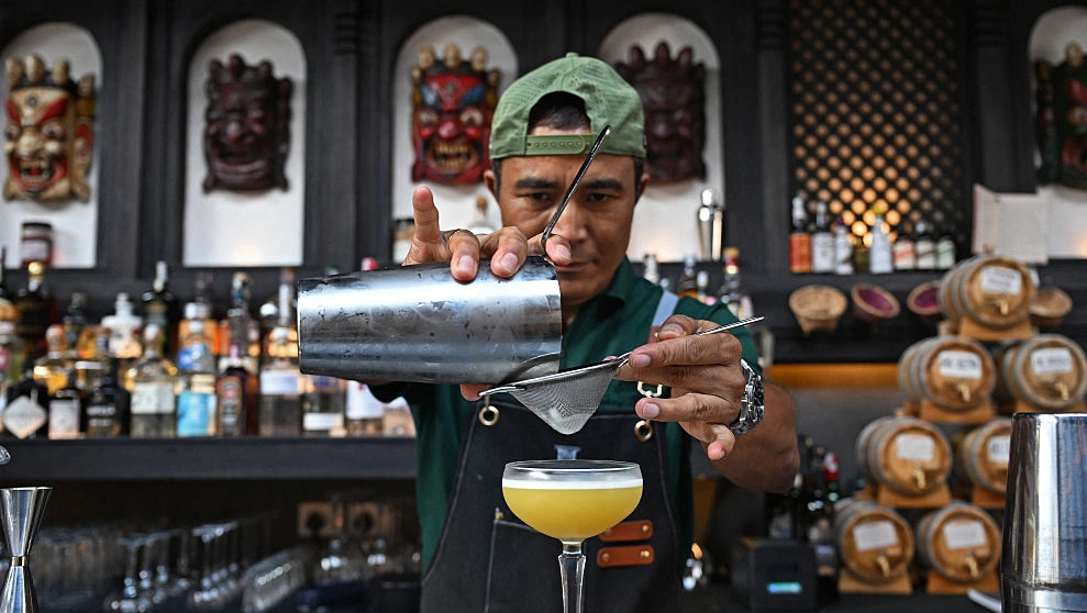 Behind the bar: The real bartender life