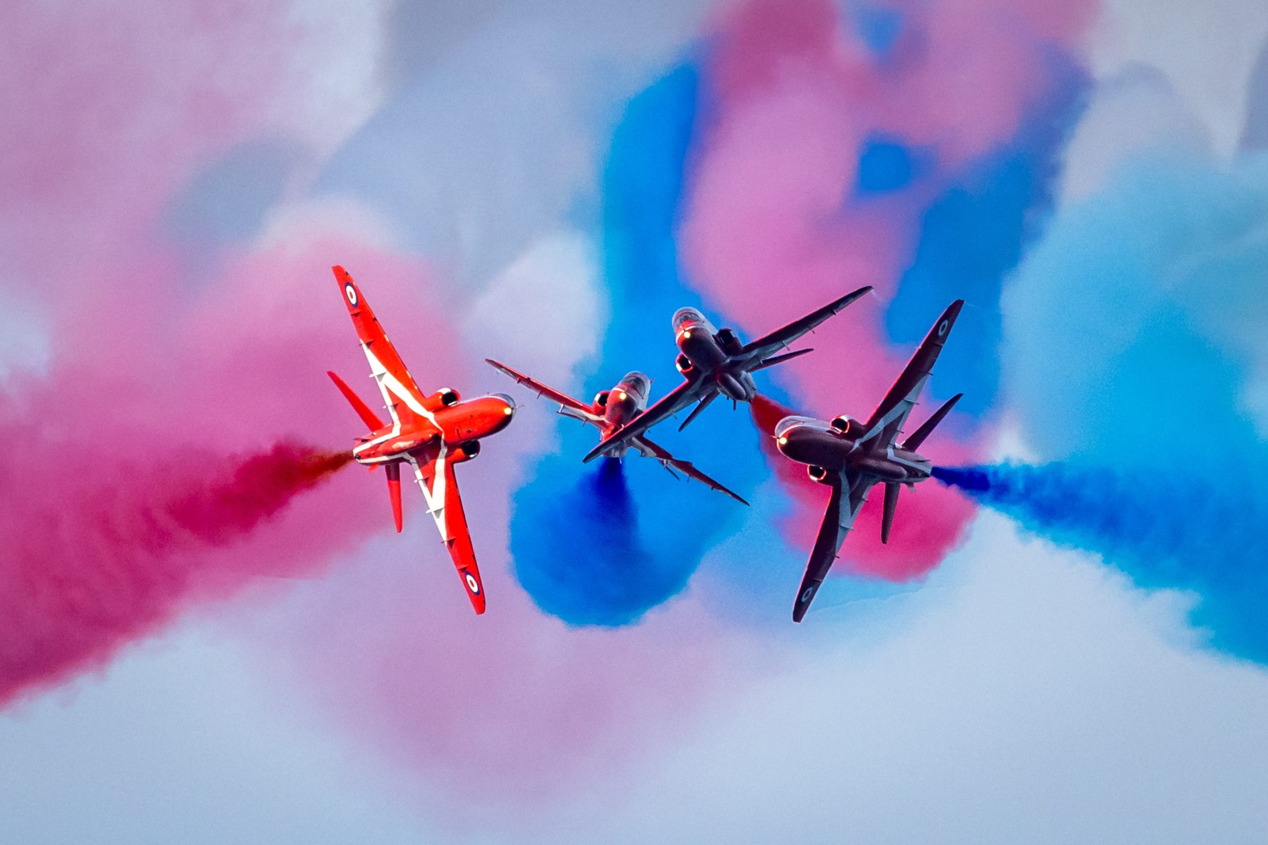 RAF Red Arrows to make EAA AirVenture Oshkosh debut in 2026