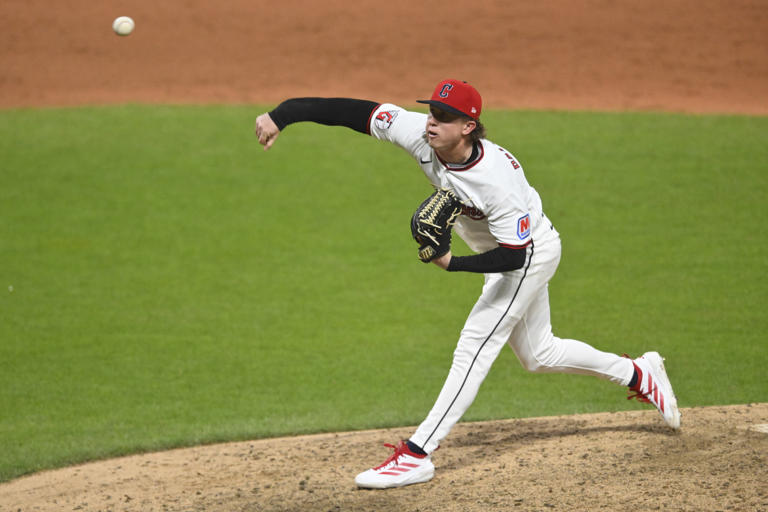 Guardians designate Peyton Pallette for assignment, recall Logan Allen