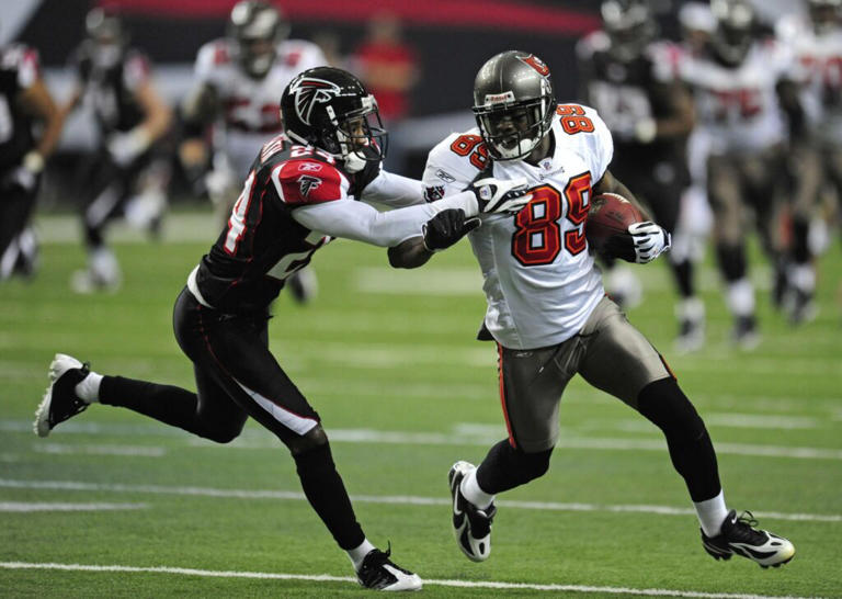 Antonio Bryant once threw his jersey in Bill Parcells’ face