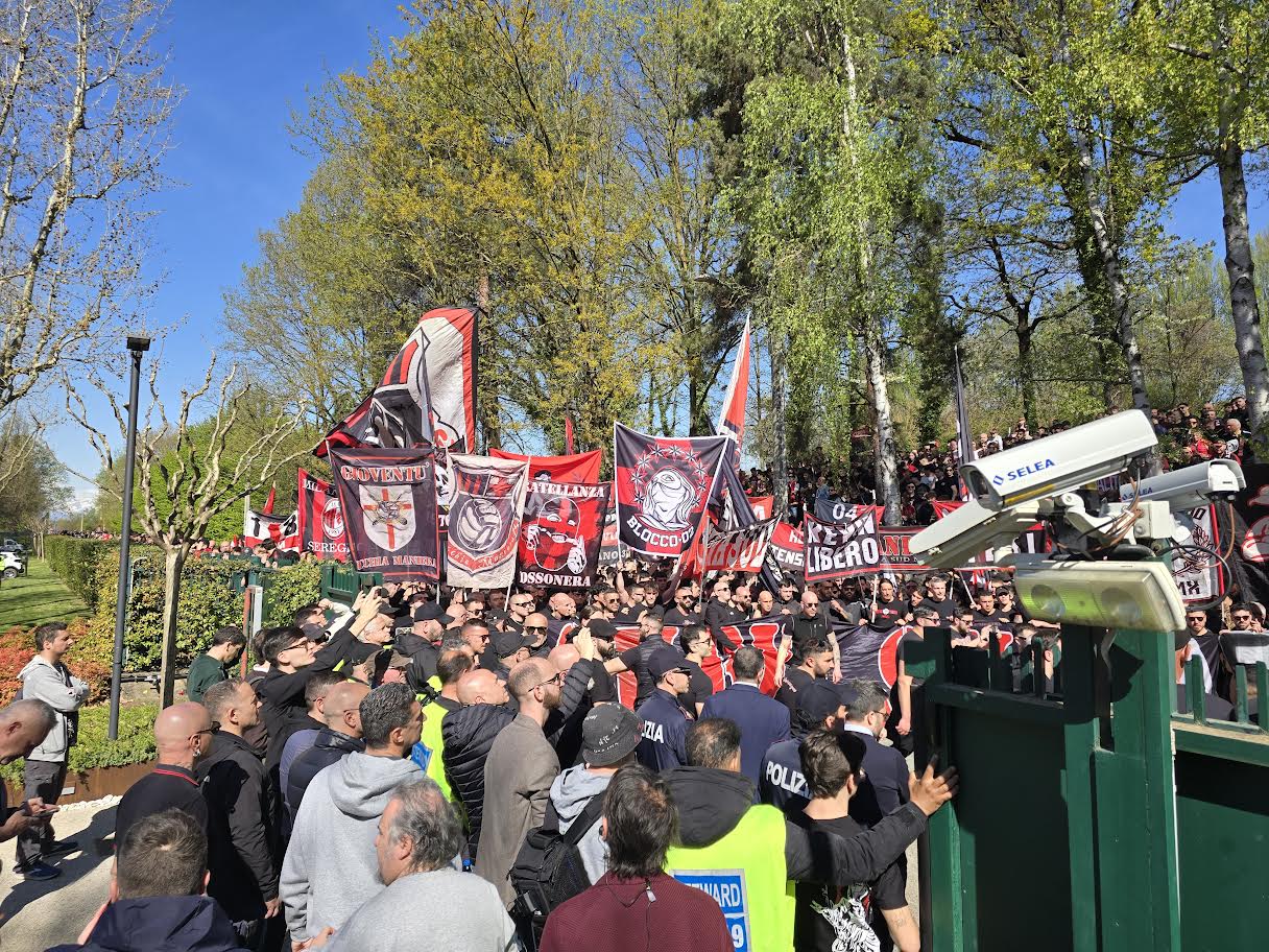 Milan, ecco l'ultima fanzine della Curva Sud: "Cos'ha capito Cardinale ...