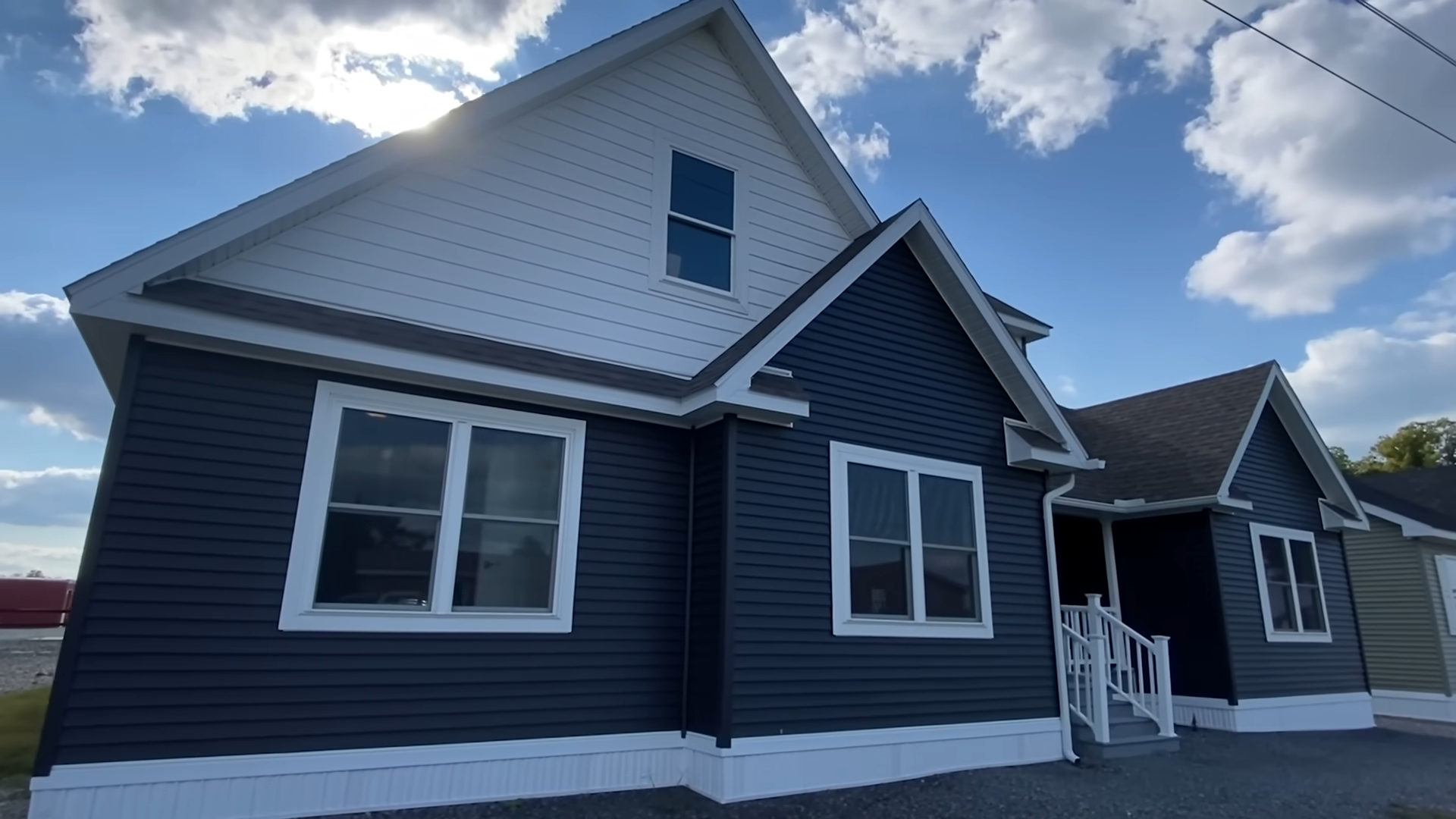 Wiltshire by Manorwood Homes | 3 bed, 2 bath prefab house tour