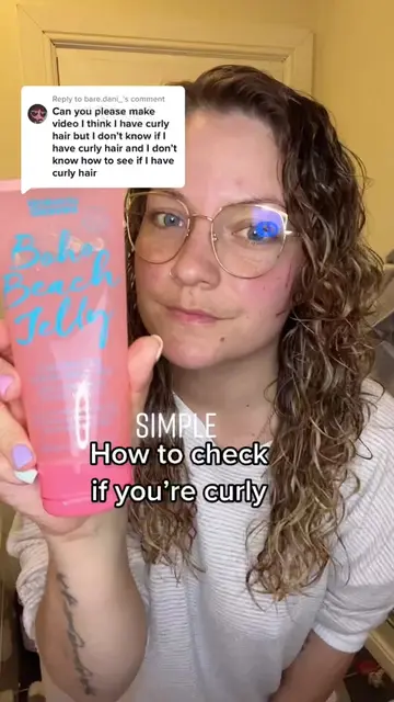 Simple test to see if your hair is secretly curly