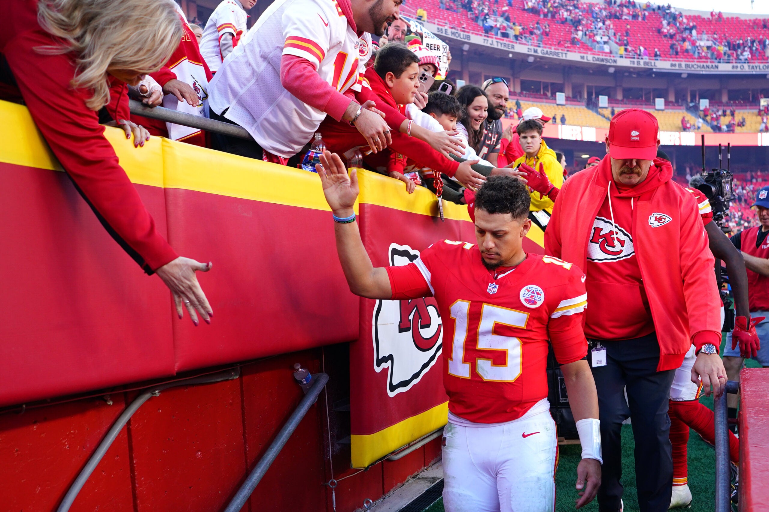 Chiefs quarterback Patrick Mahomes could have just sent a major hint to ...