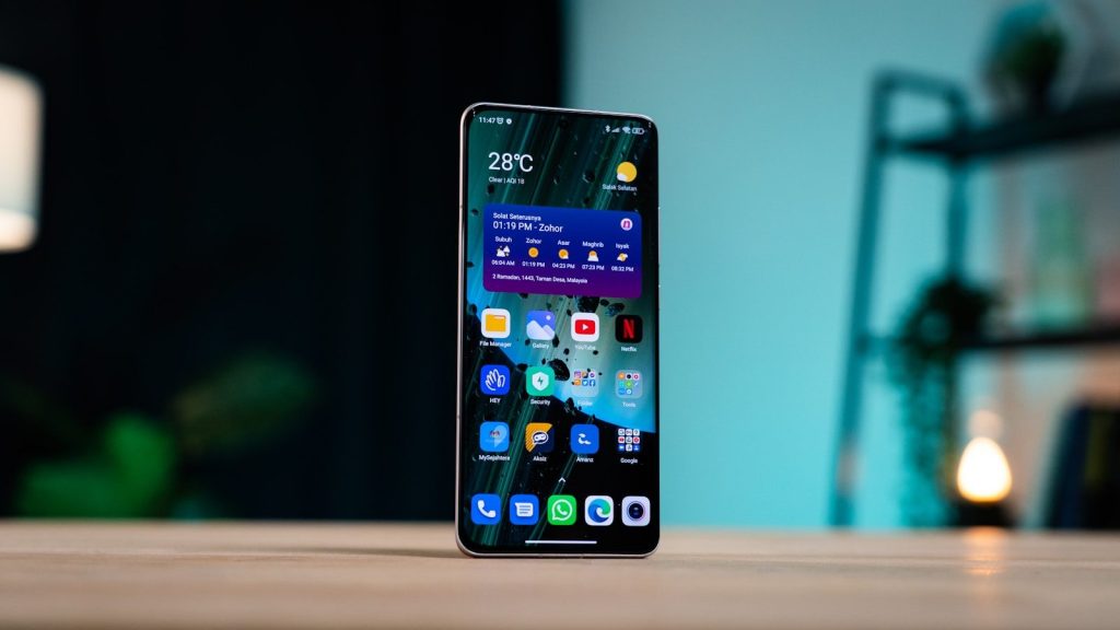Why mid-range phones are starting to look less boring