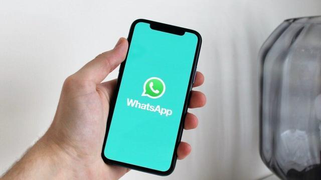 Los psicólogos coinciden sobre las personas que no hablan por grupos de ...