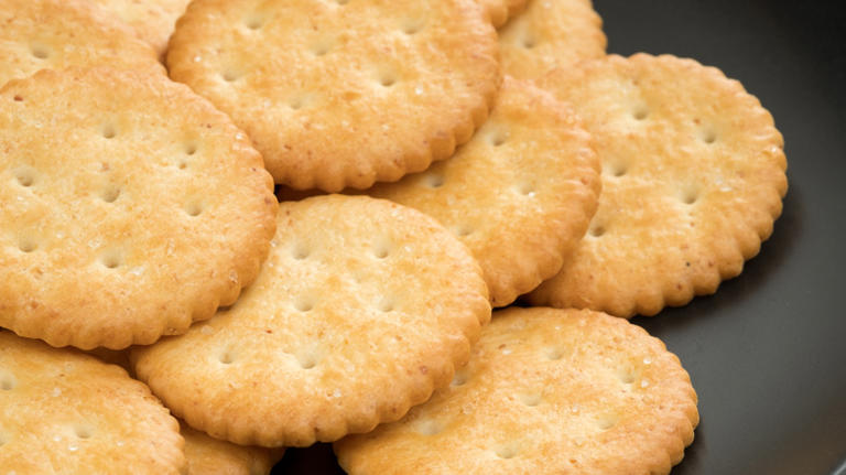 Ritz crackers offer an easy shortcut for mini-sized Mediterranean party ...