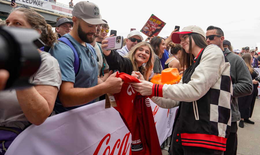 Caitlin Clark makes a winning pick at her first Indy 500: 'I'm excited ...