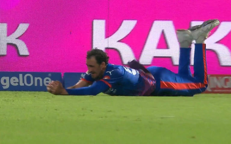 IPL 2026: Video of the day - Mitchell Starc takes screamer of a catch ...