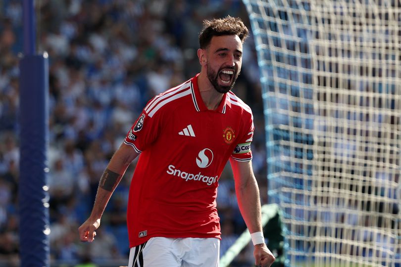Bruno Fernandes praises unsung Manchester United hero after breaking ...