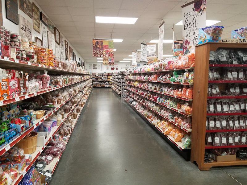 11 small-town Missouri bakeries where the line starts before you even park