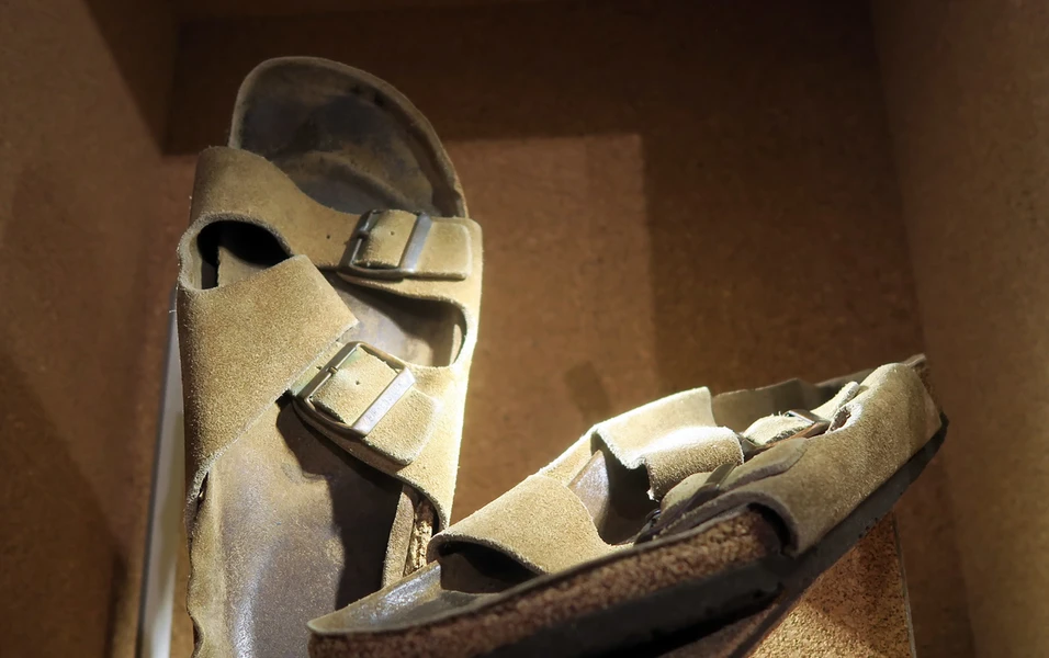 Podiatrists highlight supportive sandals to prevent summer foot pain