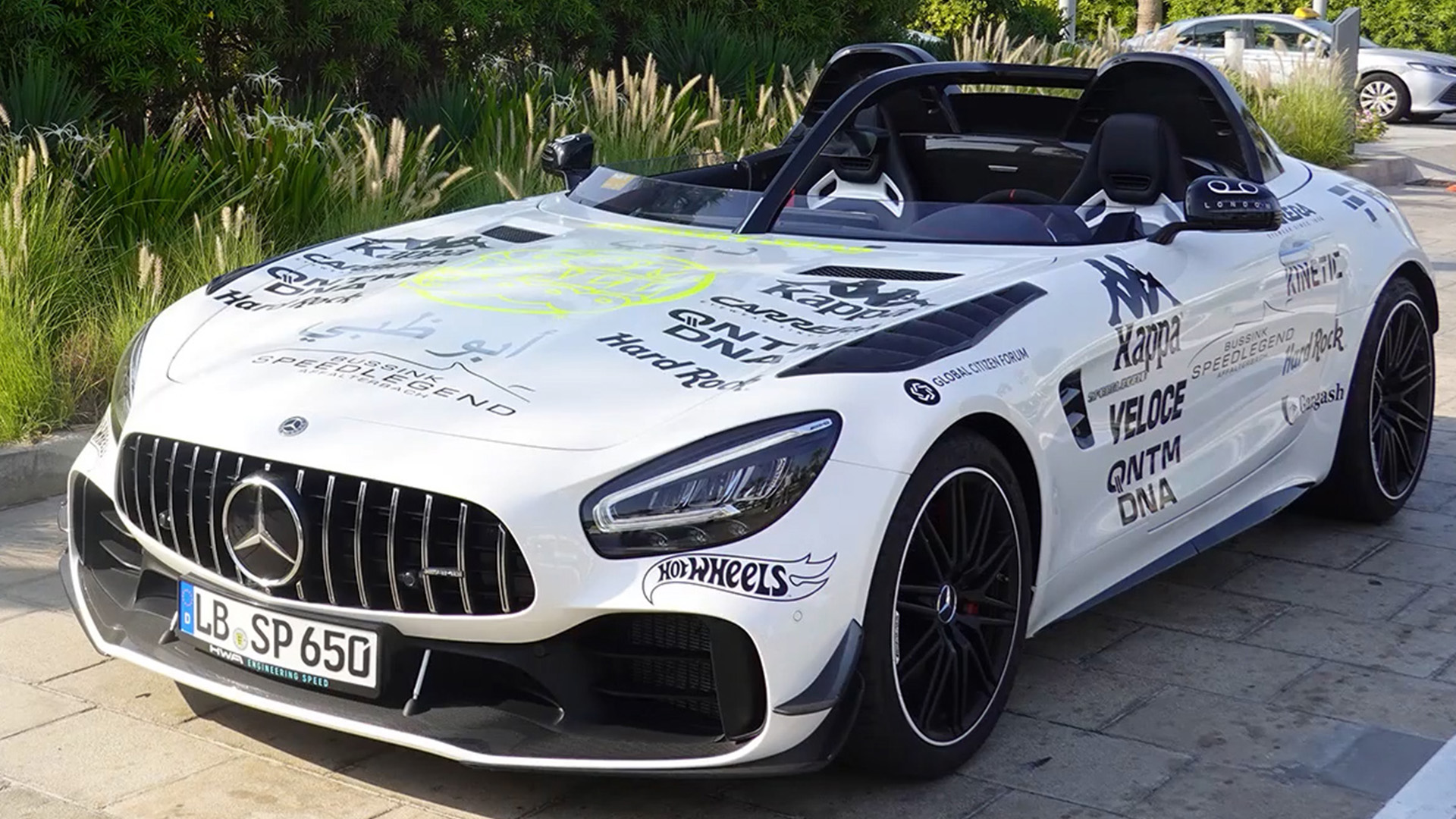 Finally adding the ultimate Mercedes AMG roadster to my collection