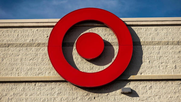 Target's 'luxury' solid-wood patio set is nearly 50% off on Memorial ...