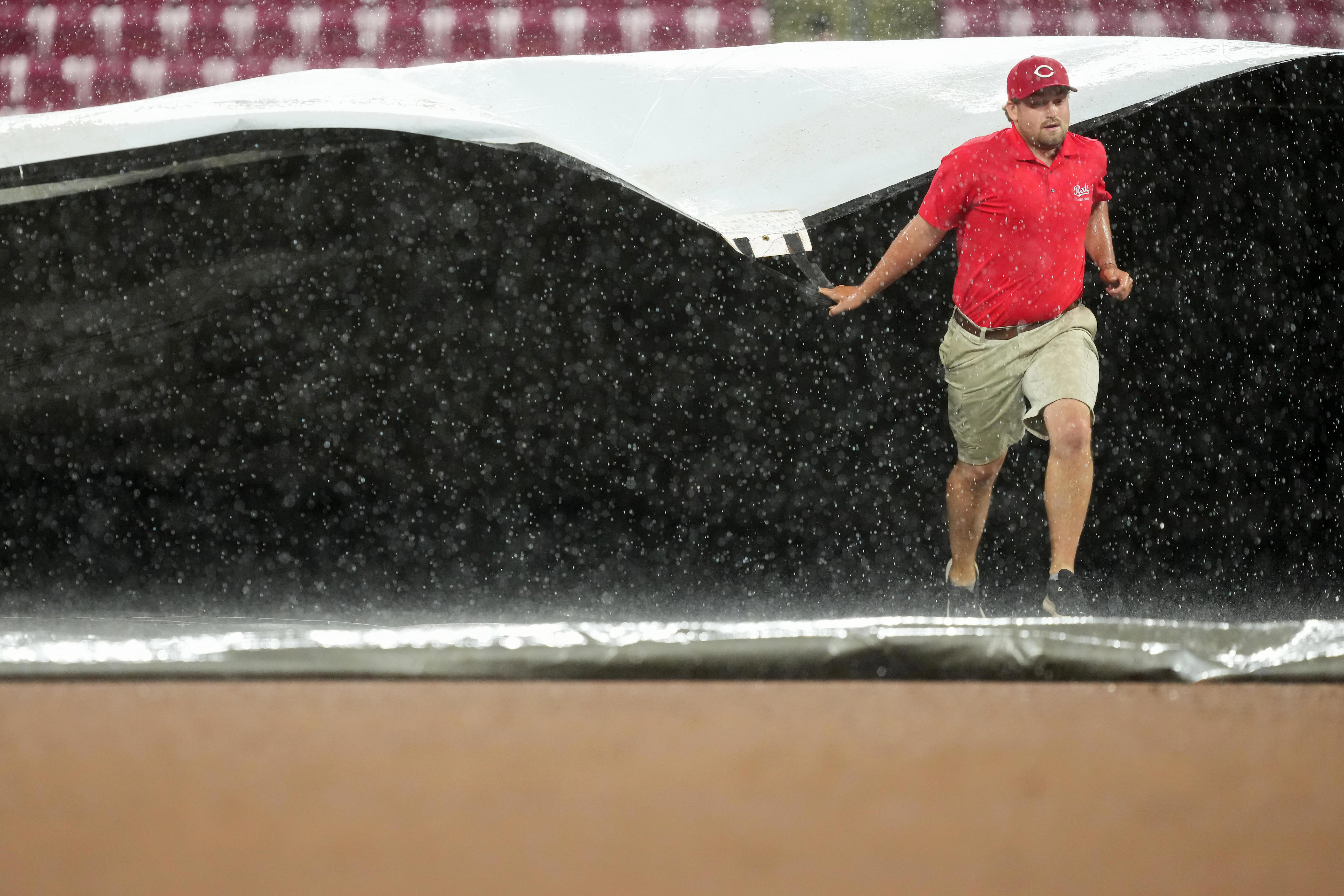 St. Louis Cardinals vs Cincinnati Reds Sunday postponed until August 17