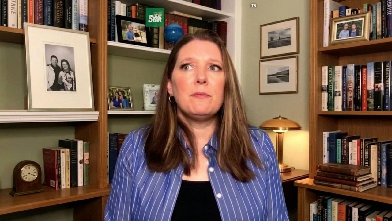 Mary Trump on uncle Donald's 'narcissism and bullying'