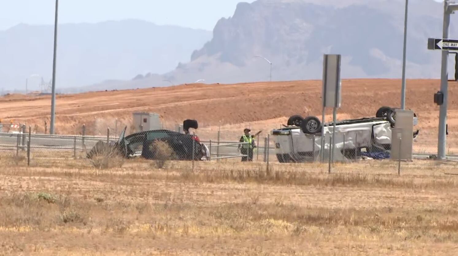 1 dead, 8 hospitalized after red-light runner crashes into van in Mesa