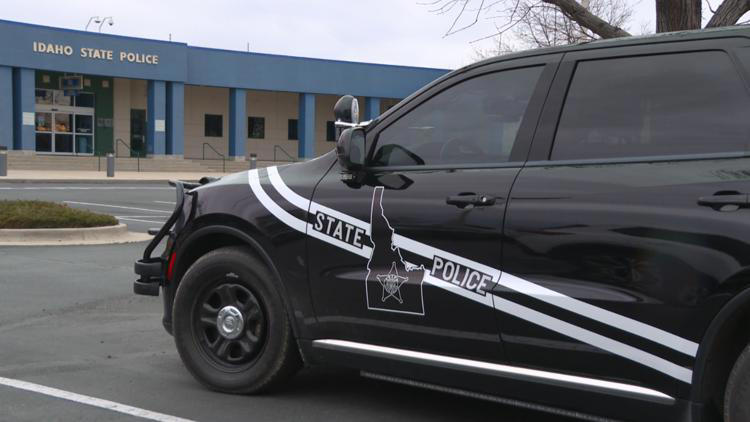 Five people hospitalized following two-vehicle crash in Minidoka County