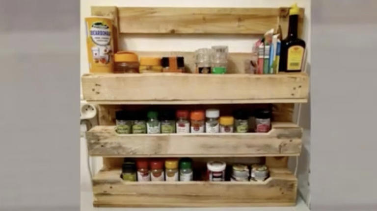 How to build a kitchen storage shelf from scrap wood pallets