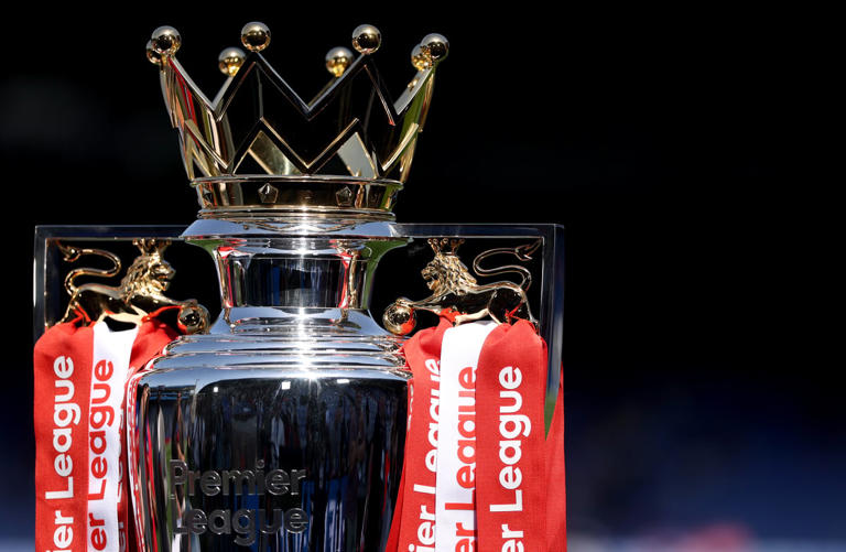 Which kit will Arsenal wear to lift Premier League trophy today?