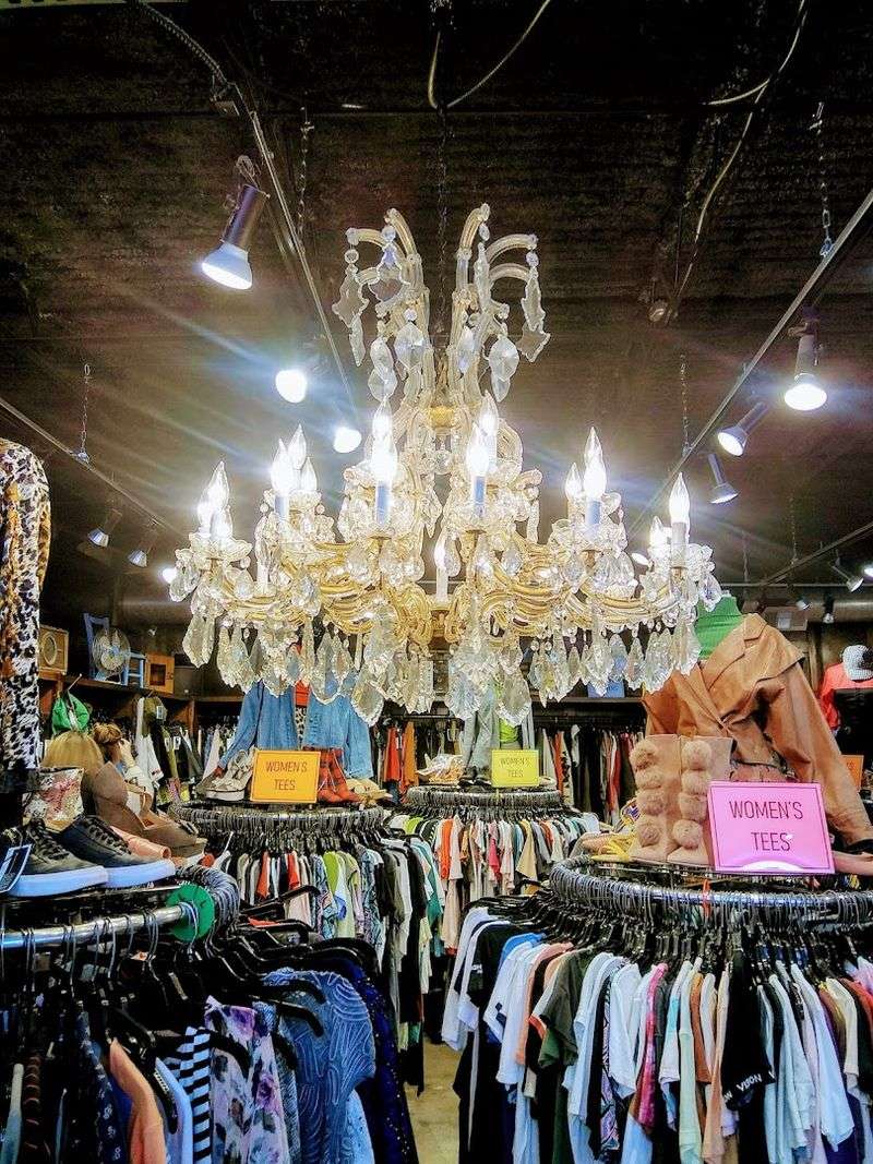 A Texas second hand shop where designer brands show up at shockingly ...