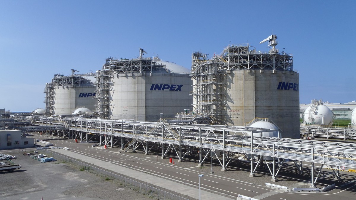Australia's LNG industry warns policy uncertainty is hurting investment