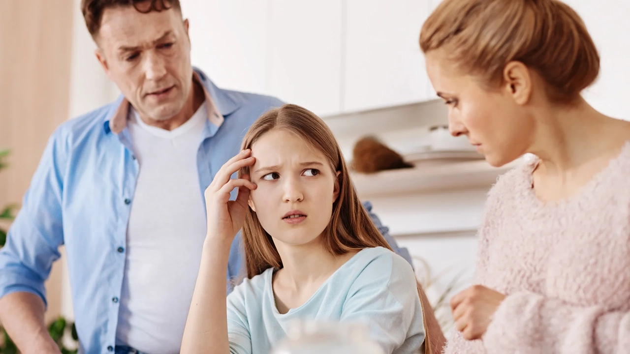 10 things parents say that permanently damage kids