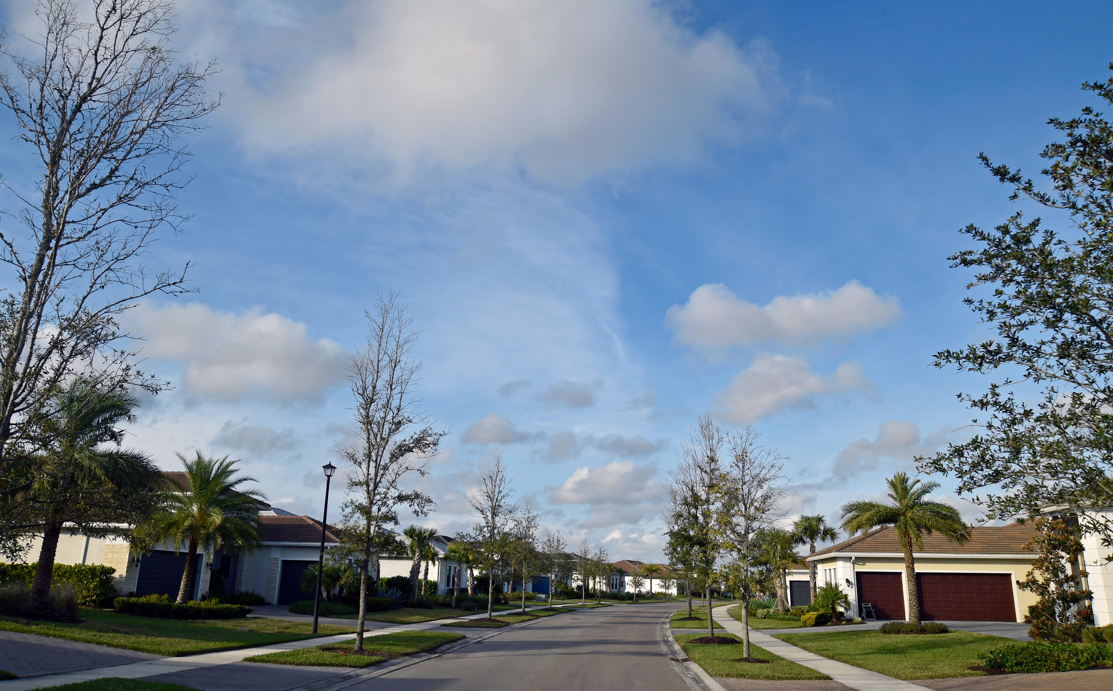 Two people found dead in Sarasota neighborhood shooting