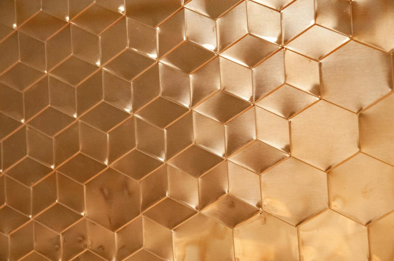 Mathematicians solve decades-old mystery about the hidden order in high ...