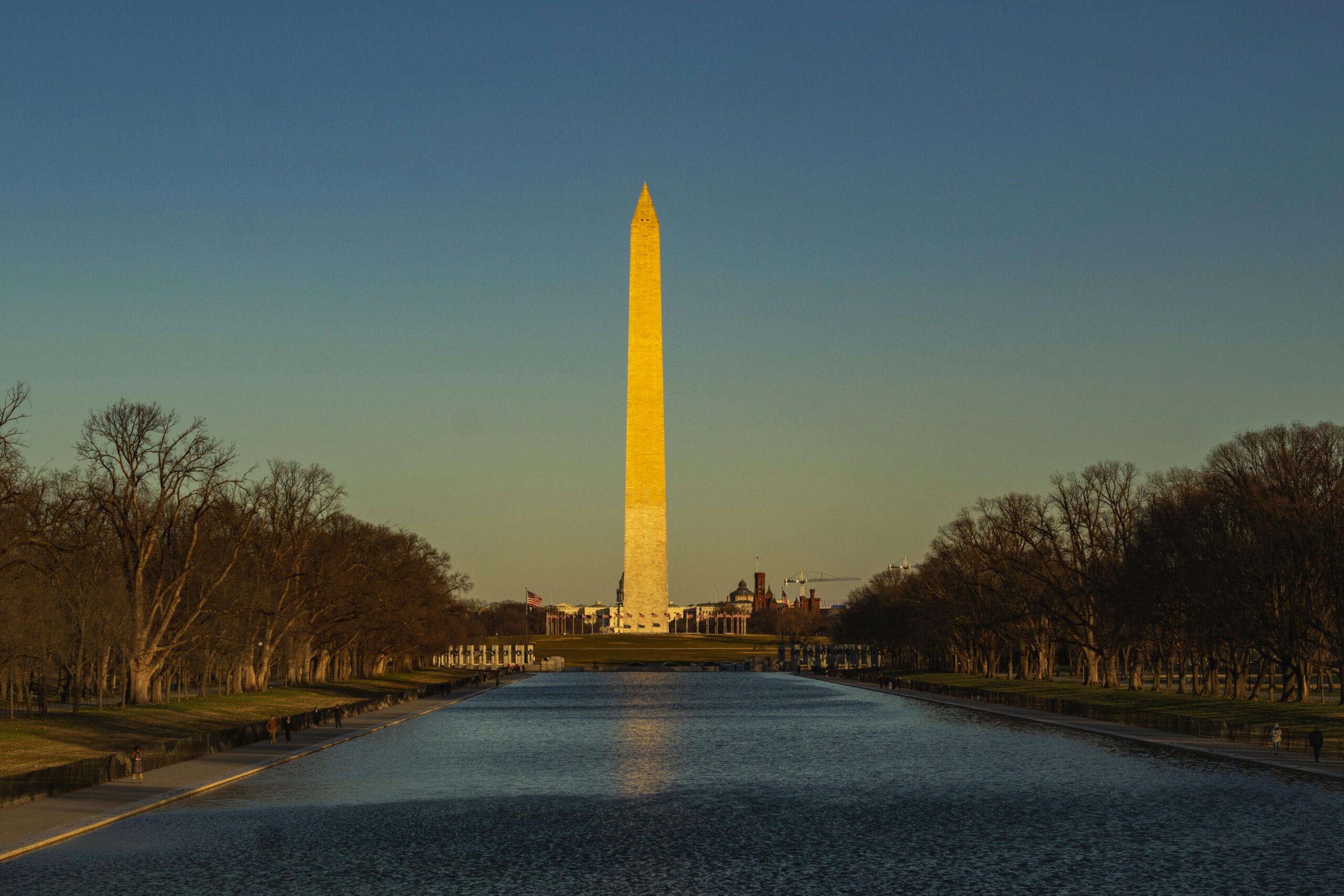 Legal fight erupts over Trump’s reflecting pool project as cost ...