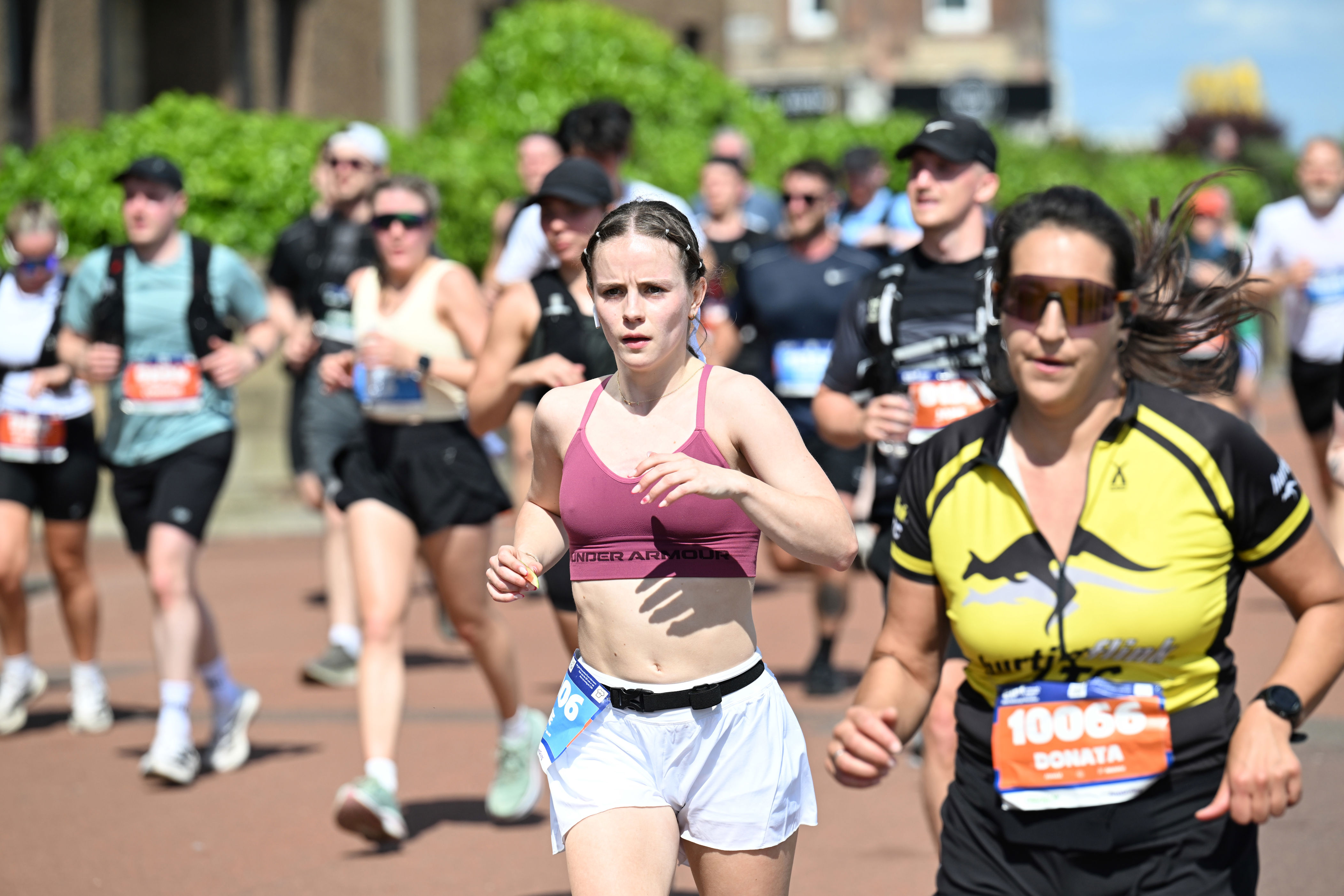 In pictures: Thousands conquer city-to-coast route in sweltering ...