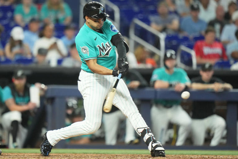 Hernández's walk-off grand slam against Williams gives Marlins 4-0 win ...