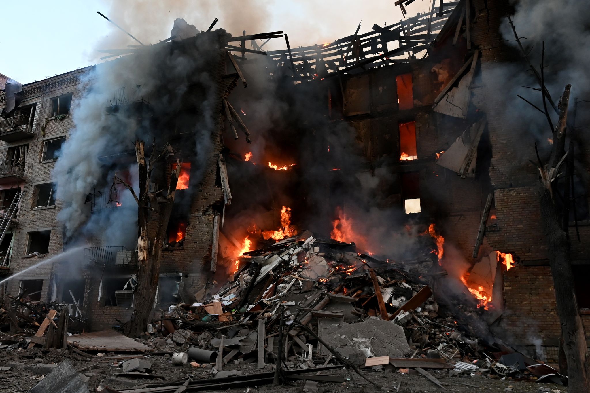 Ukraine demands emergency Security Council meeting over Russia strikes