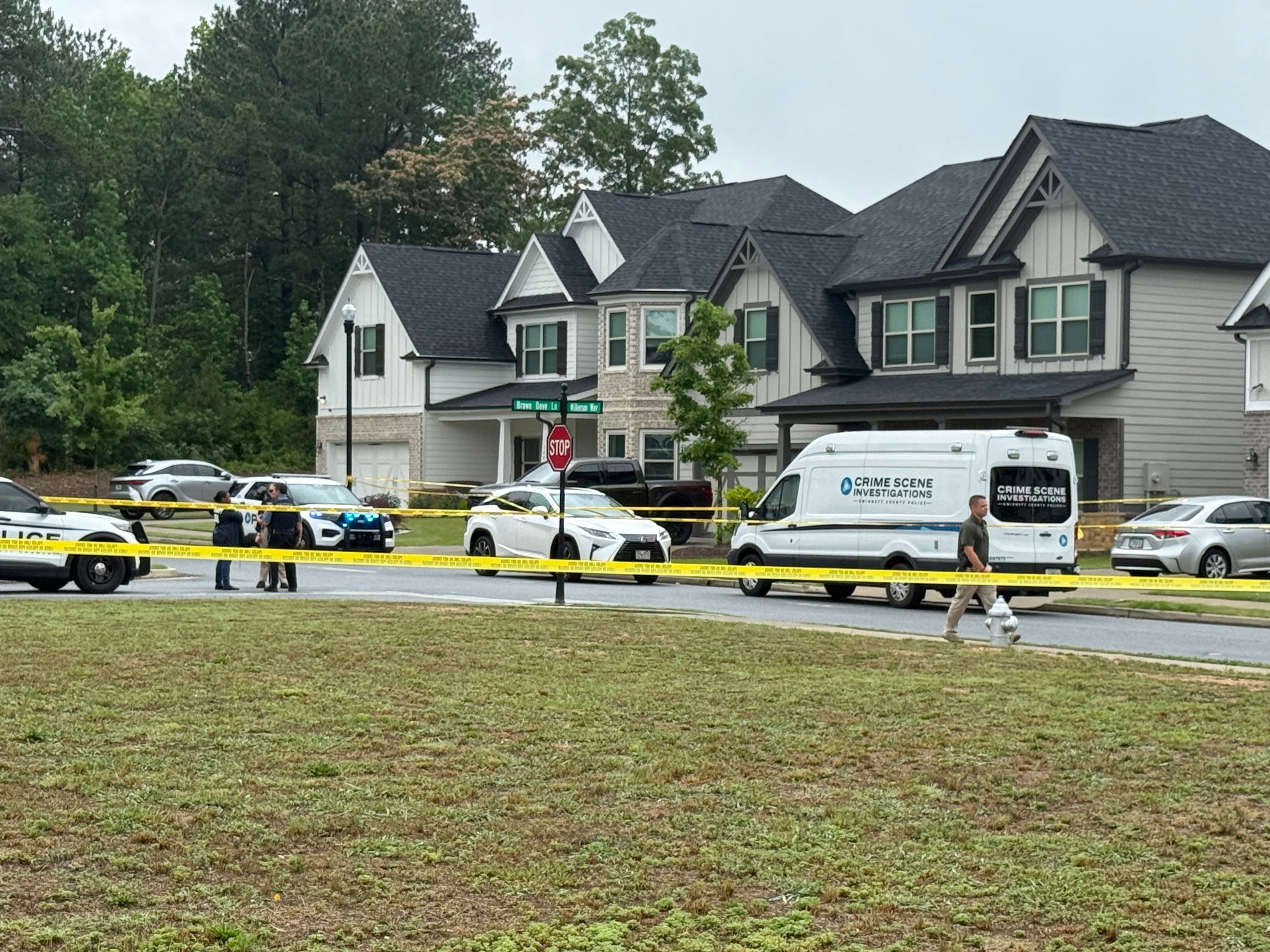 Death under investigation after neighbor finds body, calls Gwinnett ...