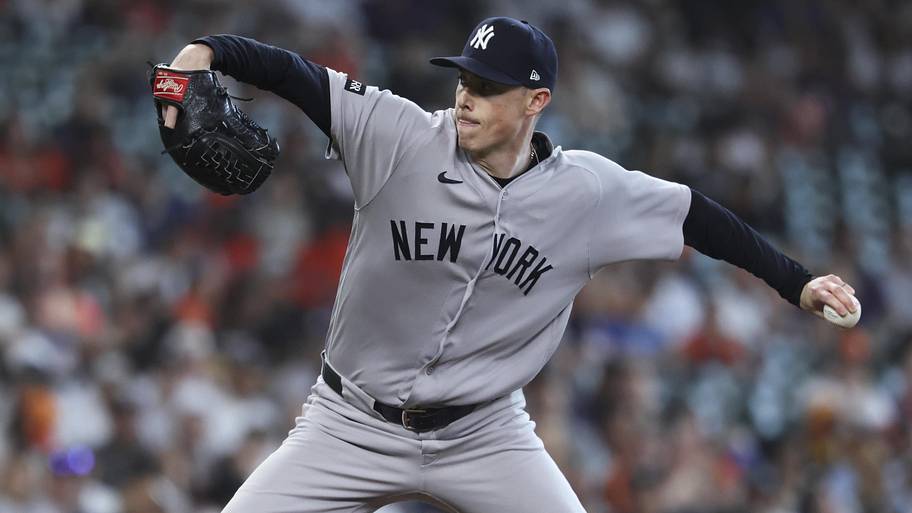 Ryan Yarbrough should be worried by Yankees' latest bullpen signing