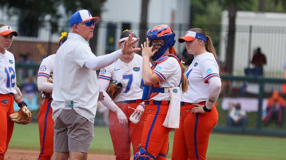 Florida’s season ended with every warning sign finally crashing down