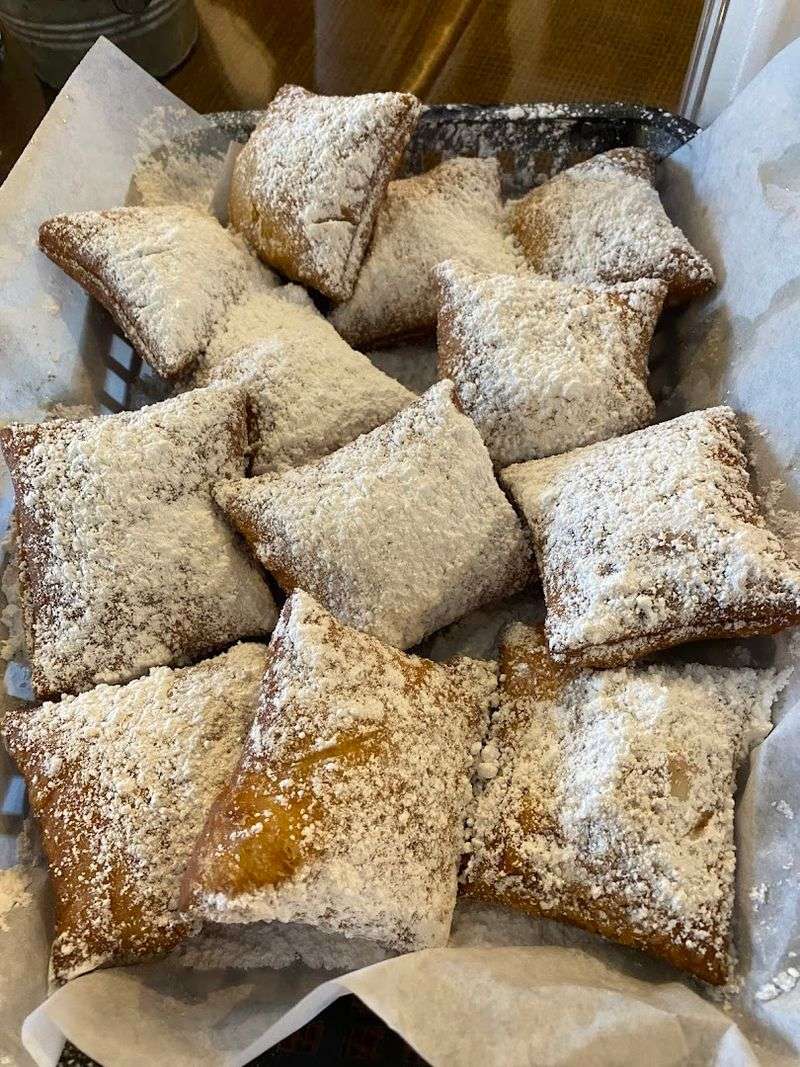 Louisiana has a beignet scene outside the French Quarter and here are 6 ...