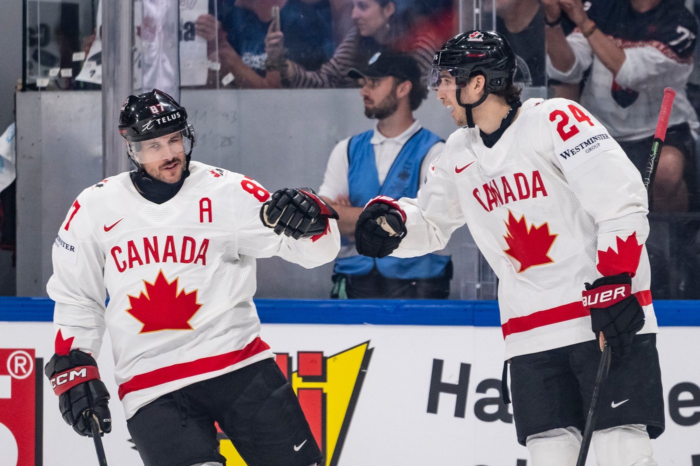 Canada surges past Slovakia 5-1 with four-goal third period at men's ...