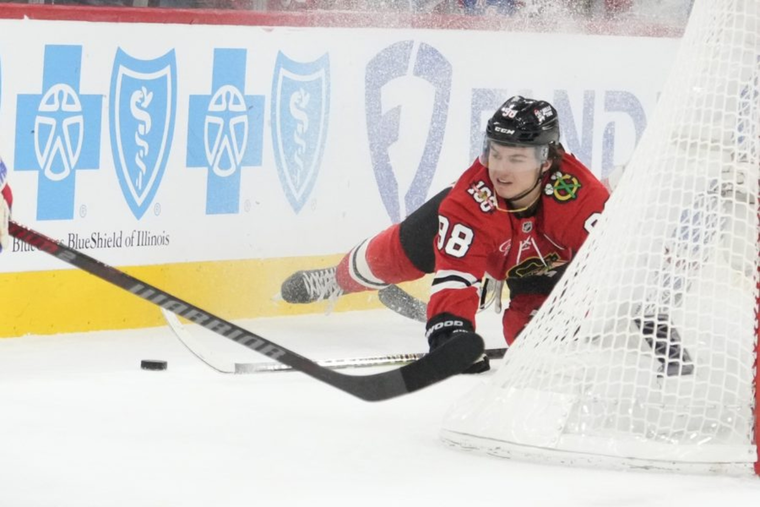 Blackhawks receive ominous Connor Bedard warning amid contract talks