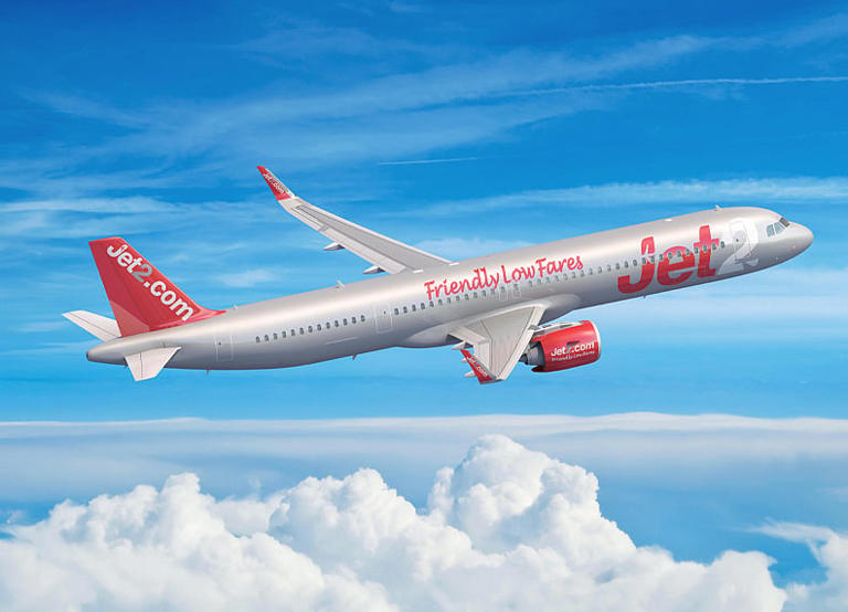 Colapso do piloto desvia voo da Jet2 para o Porto e causa terror entre ...
