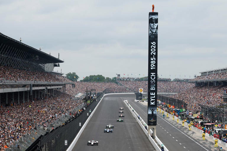 Kyle Busch honored during lap 18 of Indy 500 following tragic death